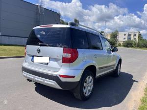 Grey Skoda Yeti 2015 in Vilnius, with an engine capacity of 1.97 L and mileage of 208 thousand km for 7250 €, photo 5 on AUTOMOTO.COM.LV