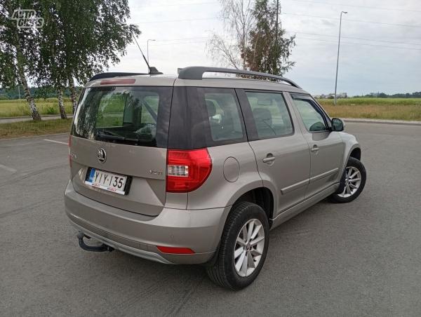 Pelēks Skoda Yeti 2015 Viļņa, ar dzinēja tilpumu 2.00 L un nobraukumu 360 tūkst. km par 5200 €, foto 5 vietnē AUTOMOTO.COM.LV