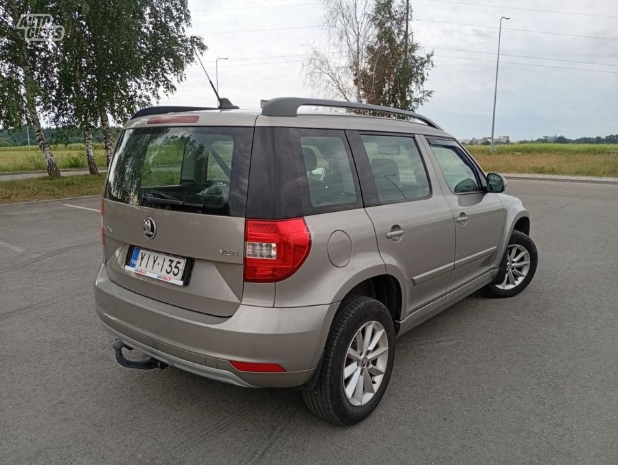 Pelēks Skoda Yeti 2015 Viļņa, ar dzinēja tilpumu 2.00 L un nobraukumu 360 tūkst. km par 5200 €, foto 6 vietnē AUTOMOTO.COM.LV
