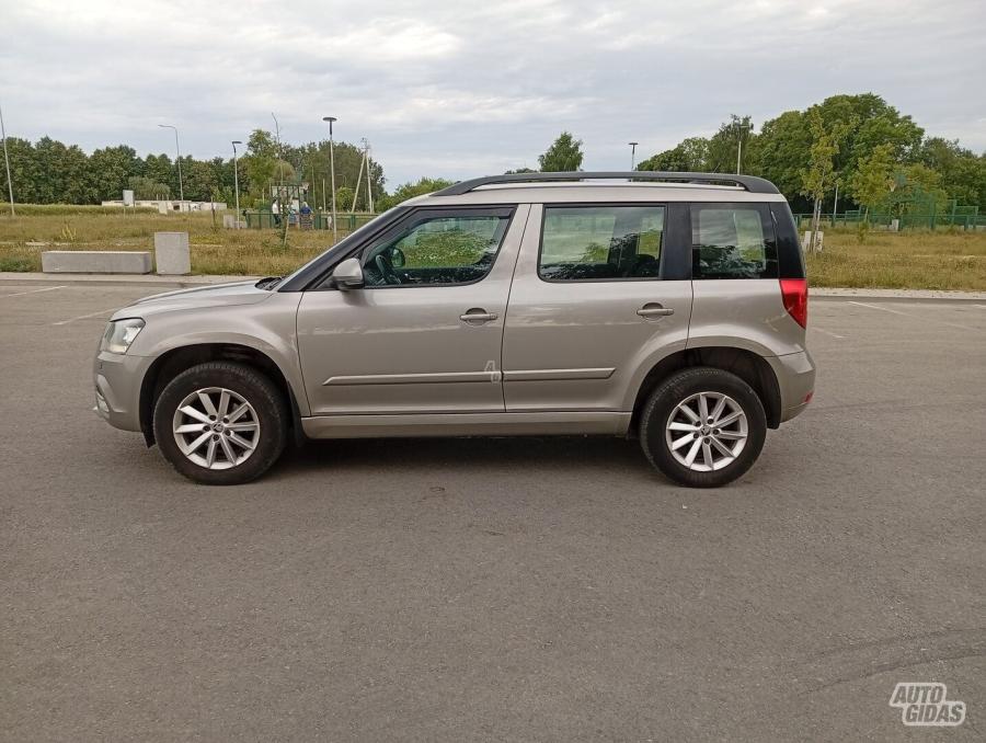 Pelēks Skoda Yeti 2015 Viļņa, ar dzinēja tilpumu 2.00 L un nobraukumu 360 tūkst. km par 5200 €, foto 8 vietnē AUTOMOTO.COM.LV