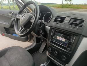 Pelēks Skoda Yeti 2015 Viļņa, ar dzinēja tilpumu 2.00 L un nobraukumu 360 tūkst. km par 5200 €, foto 19 vietnē AUTOMOTO.COM.LV