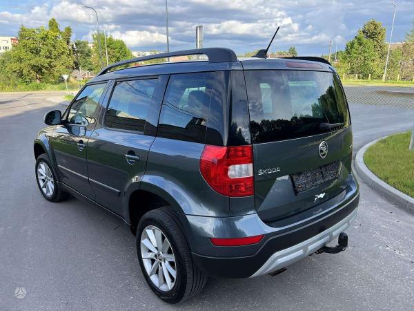 Grey Skoda Yeti 2015 in Prienai, with an engine capacity of 1.20 L and mileage of 280 thousand km for 4150 €, photo 8 on AUTOMOTO.COM.LV