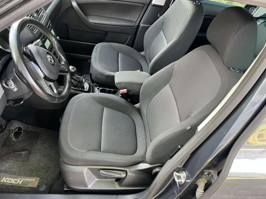 Grey Skoda Yeti 2015 in Prienai, with an engine capacity of 1.20 L and mileage of 280 thousand km for 4150 €, photo 13 on AUTOMOTO.COM.LV
