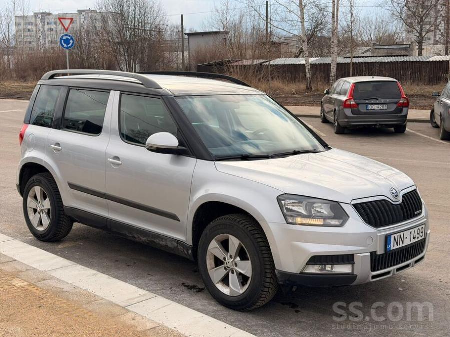 Grey Skoda Yeti 2015 in Riga, with an engine capacity of 1.60 L and mileage of 234 thousand km for 5200 €, photo 3 on AUTOMOTO.COM.LV