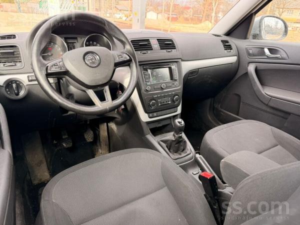Pelēks Skoda Yeti 2015 Rīga, ar dzinēja tilpumu 1.60 L un nobraukumu 234 tūkst. km par 5200 €, foto 8 vietnē AUTOMOTO.COM.LV