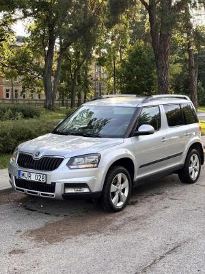 Grey Skoda Yeti 2015 in Alytus, with an engine capacity of 1.97 L and mileage of 389 thousand km for 4999 €, photo 3 on AUTOMOTO.COM.LV