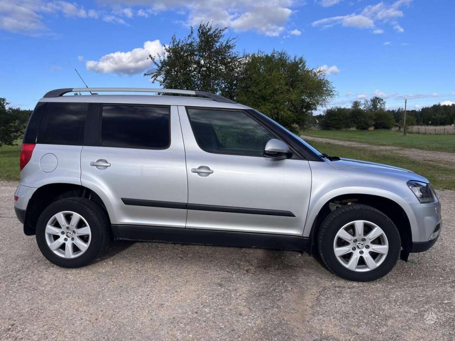 Pelēks Skoda Yeti 2015 Viļņa, ar dzinēja tilpumu 1.97 L un nobraukumu 208 tūkst. km par 5950 €, foto 1 vietnē AUTOMOTO.COM.LV