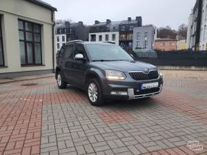 Grey Skoda Yeti 2016 in Kaunas, with an engine capacity of 2.00 L and mileage of 298 thousand km for 5600 €, photo 6 on AUTOMOTO.COM.LV