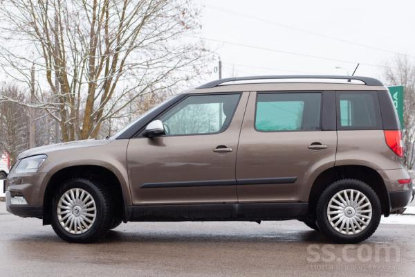 Grey Skoda Yeti 2016 in Riga, with an engine capacity of 1.20 L and mileage of 161 thousand km for 5850 €, photo 3 on AUTOMOTO.COM.LV