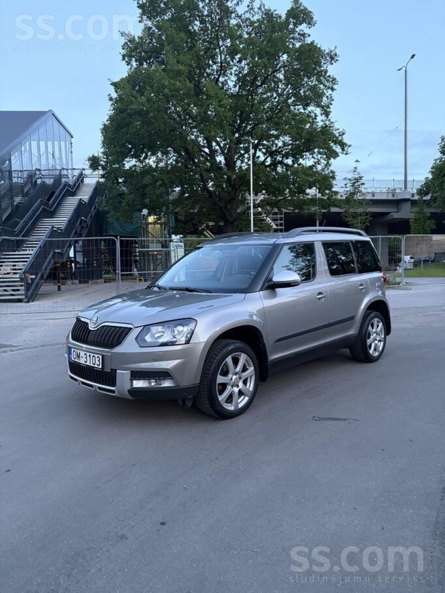 Grey Skoda Yeti 2016 in Riga, with an engine capacity of 2.00 L and mileage of 267 thousand km for 6490 €, photo 1 on AUTOMOTO.COM.LV