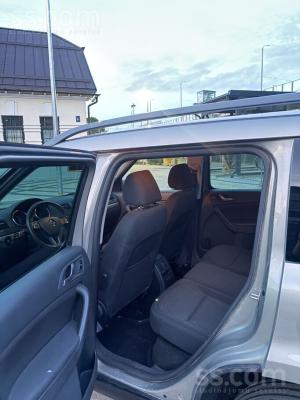 Grey Skoda Yeti 2016 in Riga, with an engine capacity of 2.00 L and mileage of 267 thousand km for 6490 €, photo 9 on AUTOMOTO.COM.LV