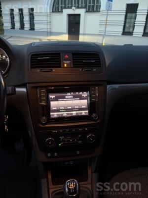 Grey Skoda Yeti 2016 in Riga, with an engine capacity of 2.00 L and mileage of 267 thousand km for 6490 €, photo 11 on AUTOMOTO.COM.LV