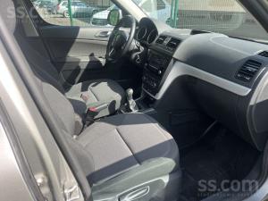 Grey Skoda Yeti 2016 in Dobele, with an engine capacity of 1.40 L and mileage of 156 thousand km for 5600 €, photo 12 on AUTOMOTO.COM.LV