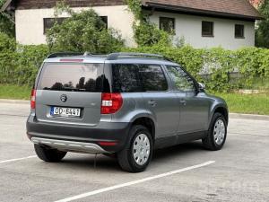 Pelēks Skoda Yeti 2011 Rīga, ar dzinēja tilpumu 1.20 L un nobraukumu 140 tūkst. km par 2800 €, foto 2 vietnē AUTOMOTO.COM.LV