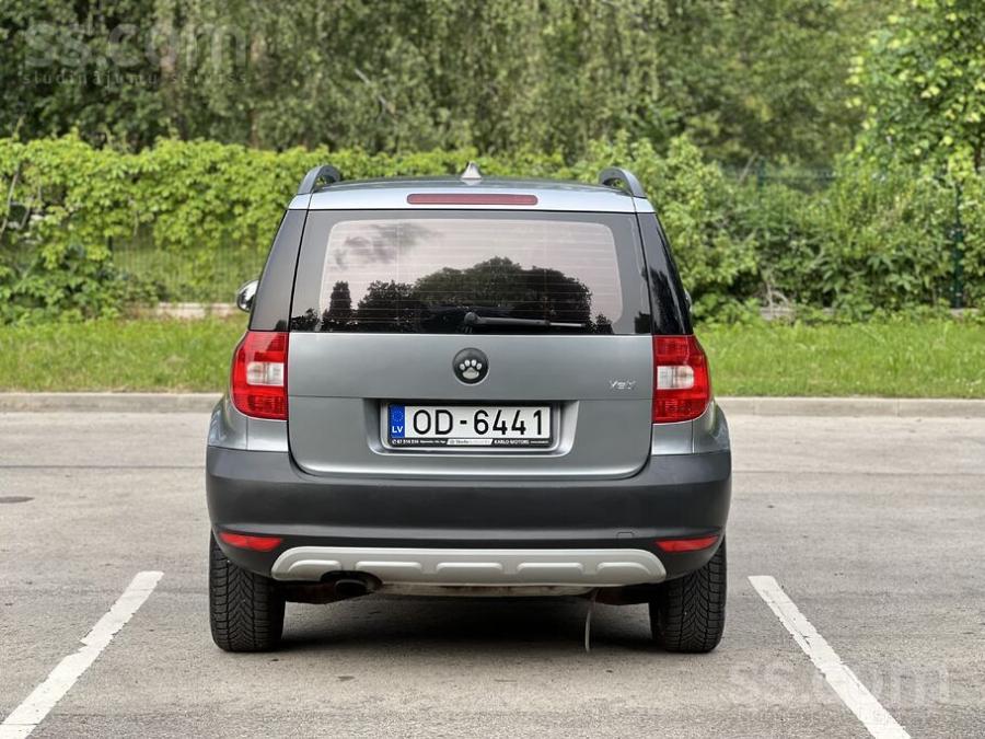 Pelēks Skoda Yeti 2011 Rīga, ar dzinēja tilpumu 1.20 L un nobraukumu 140 tūkst. km par 2800 €, foto 12 vietnē AUTOMOTO.COM.LV
