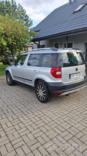 Grey Skoda Yeti 2012 in Riga, with an engine capacity of 1.20 L and mileage of 217 thousand km for 1690 €, photo  on AUTOMOTO.COM.LV