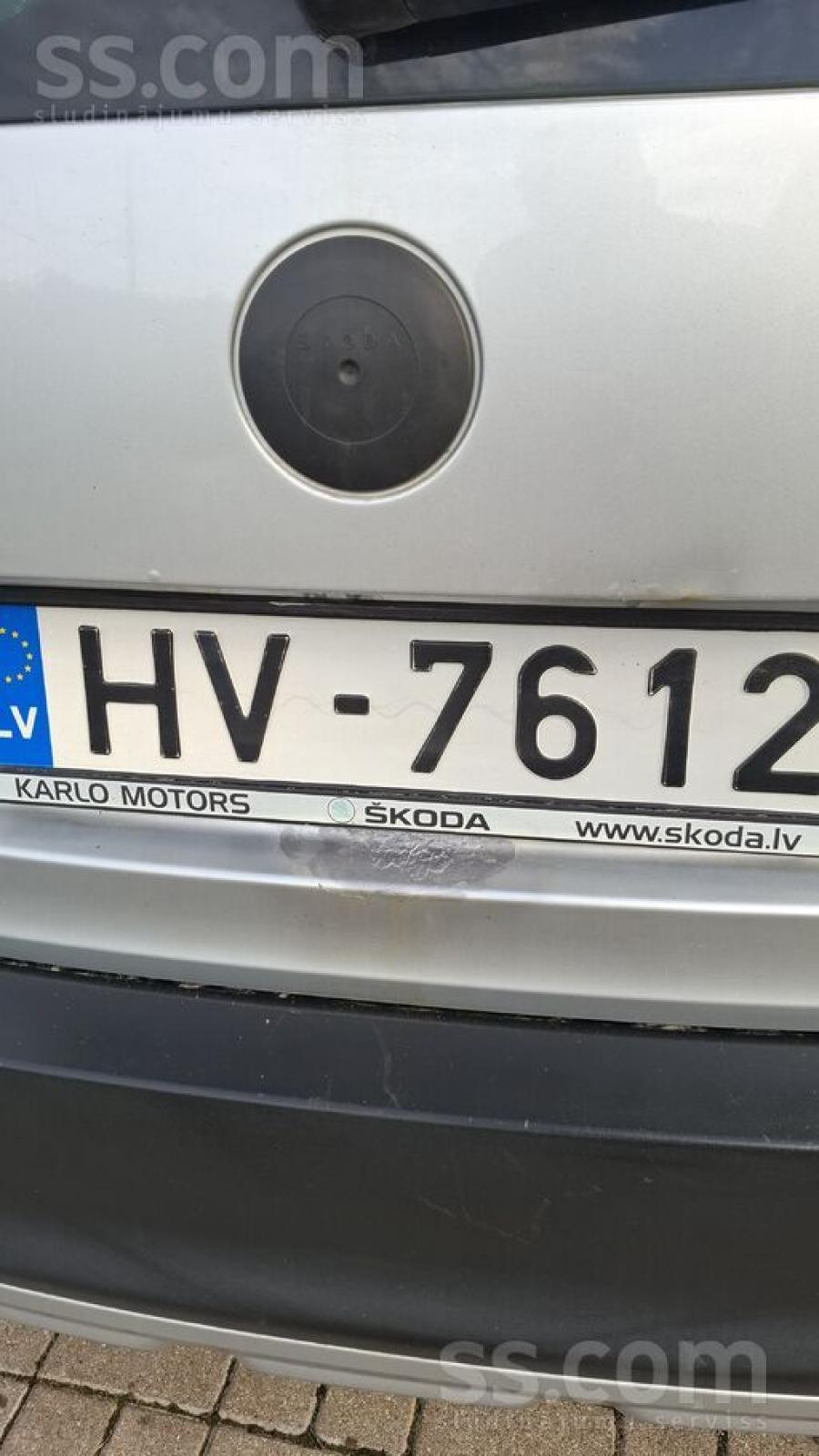 Grey Skoda Yeti 2012 in Riga, with an engine capacity of 1.20 L and mileage of 217 thousand km for 1690 €, photo 3 on AUTOMOTO.COM.LV