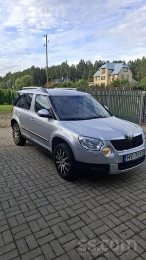 Grey Skoda Yeti 2012 in Riga, with an engine capacity of 1.20 L and mileage of 217 thousand km for 1690 €, photo 12 on AUTOMOTO.COM.LV