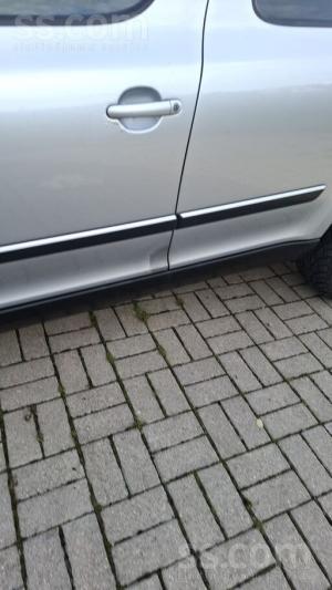 Grey Skoda Yeti 2012 in Riga, with an engine capacity of 1.20 L and mileage of 217 thousand km for 1690 €, photo 17 on AUTOMOTO.COM.LV
