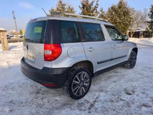 Grey Skoda Yeti 2013 in Taurage, with an engine capacity of 2.00 L and mileage of 260 thousand km for 3400 €, photo 22 on AUTOMOTO.COM.LV