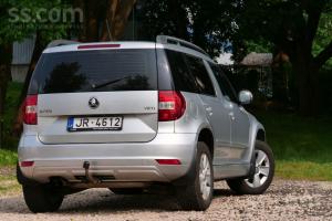 Pelēks Skoda Yeti 2014 Rīga, ar dzinēja tilpumu 2.00 L un nobraukumu 320 tūkst. km par 4500 €, foto 2 vietnē AUTOMOTO.COM.LV