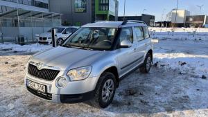 Pelēks Skoda Yeti 2011 Viļņa, ar dzinēja tilpumu 1.20 L un nobraukumu 155 tūkst. km par 4200 €, foto  vietnē AUTOMOTO.COM.LV