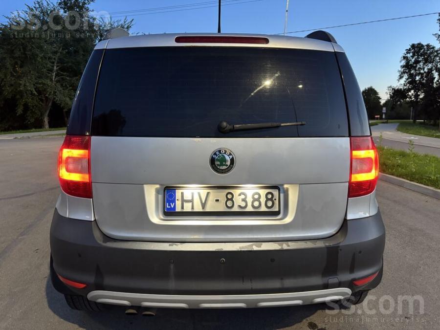 Pelēks Skoda Yeti 2012 Rīga, ar dzinēja tilpumu 2.00 L un nobraukumu 289 tūkst. km par 4200 €, foto 10 vietnē AUTOMOTO.COM.LV