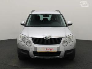 Grey Skoda Yeti 2014 in Vilnius, with an engine capacity of 1.20 L and mileage of 172 thousand km for 6599 €, photo 4 on AUTOMOTO.COM.LV