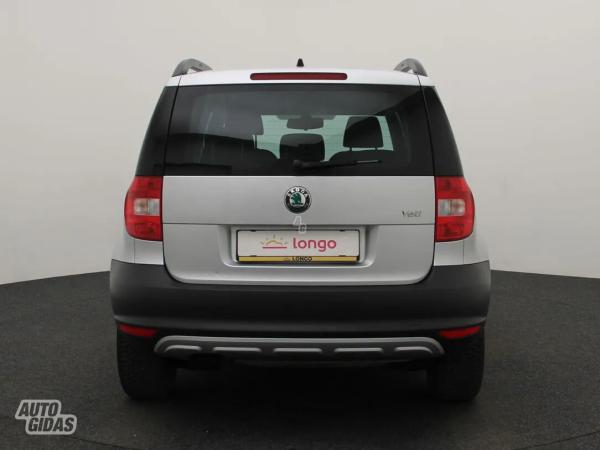 Pelēks Skoda Yeti 2014 Viļņa, ar dzinēja tilpumu 1.20 L un nobraukumu 172 tūkst. km par 6599 €, foto 5 vietnē AUTOMOTO.COM.LV