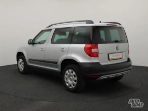Grey Skoda Yeti 2014 in Vilnius, with an engine capacity of 1.20 L and mileage of 172 thousand km for 6599 €, photo 8 on AUTOMOTO.COM.LV