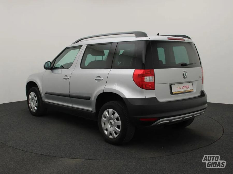 Grey Skoda Yeti 2014 in Vilnius, with an engine capacity of 1.20 L and mileage of 172 thousand km for 6599 €, photo 8 on AUTOMOTO.COM.LV