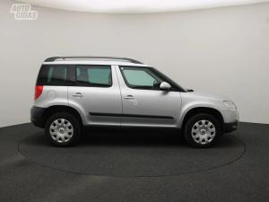 Grey Skoda Yeti 2014 in Vilnius, with an engine capacity of 1.20 L and mileage of 172 thousand km for 6599 €, photo 10 on AUTOMOTO.COM.LV