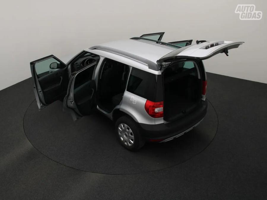 Grey Skoda Yeti 2014 in Vilnius, with an engine capacity of 1.20 L and mileage of 172 thousand km for 6599 €, photo 14 on AUTOMOTO.COM.LV