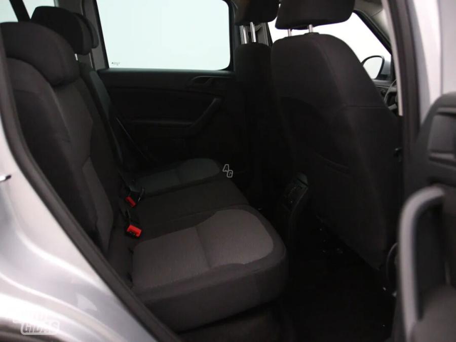 Grey Skoda Yeti 2014 in Vilnius, with an engine capacity of 1.20 L and mileage of 172 thousand km for 6599 €, photo 16 on AUTOMOTO.COM.LV