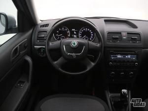 Grey Skoda Yeti 2014 in Vilnius, with an engine capacity of 1.20 L and mileage of 172 thousand km for 6599 €, photo 18 on AUTOMOTO.COM.LV