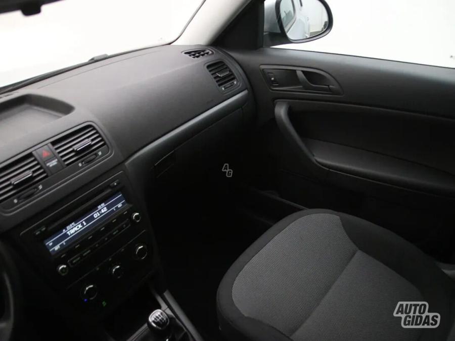 Grey Skoda Yeti 2014 in Vilnius, with an engine capacity of 1.20 L and mileage of 172 thousand km for 6599 €, photo 22 on AUTOMOTO.COM.LV