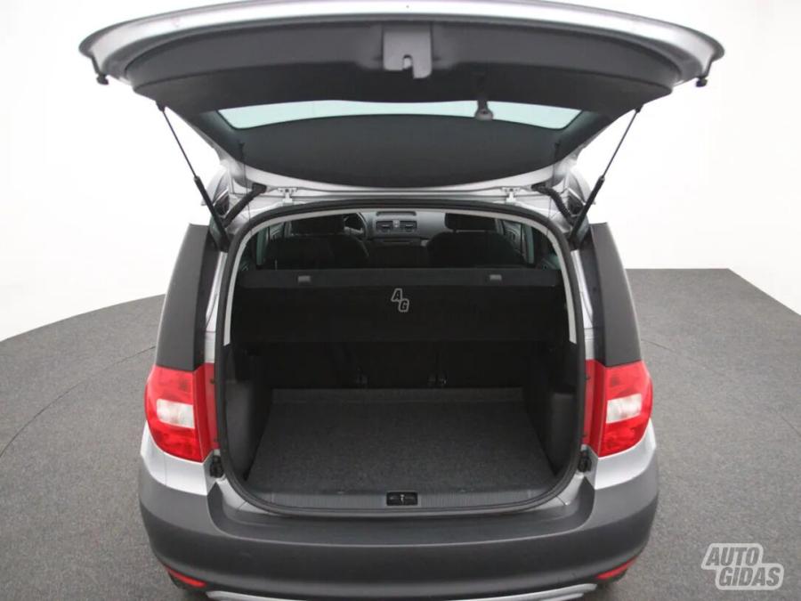 Grey Skoda Yeti 2014 in Vilnius, with an engine capacity of 1.20 L and mileage of 172 thousand km for 6599 €, photo 29 on AUTOMOTO.COM.LV