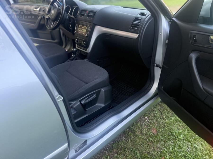 Pelēks Skoda Yeti 2014 Rīga, ar dzinēja tilpumu 2.00 L un nobraukumu 219 tūkst. km par 7350 €, foto 10 vietnē AUTOMOTO.COM.LV