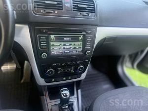 Pelēks Skoda Yeti 2014 Rīga, ar dzinēja tilpumu 2.00 L un nobraukumu 219 tūkst. km par 7350 €, foto 20 vietnē AUTOMOTO.COM.LV