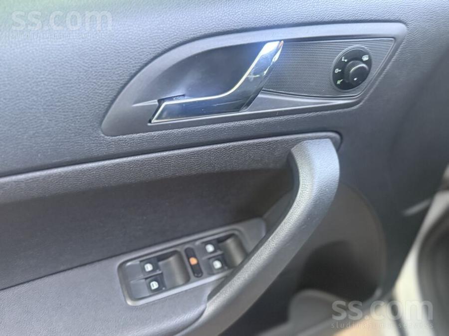 Pelēks Skoda Yeti 2014 Rīga, ar dzinēja tilpumu 2.00 L un nobraukumu 219 tūkst. km par 7350 €, foto 27 vietnē AUTOMOTO.COM.LV