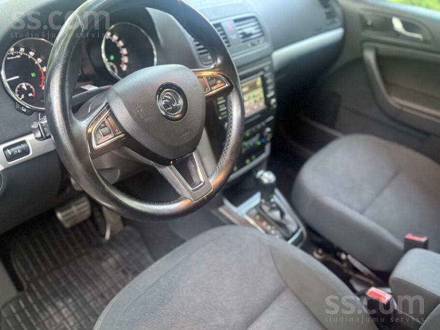 Pelēks Skoda Yeti 2014 Rīga, ar dzinēja tilpumu 2.00 L un nobraukumu 219 tūkst. km par 7350 €, foto 30 vietnē AUTOMOTO.COM.LV