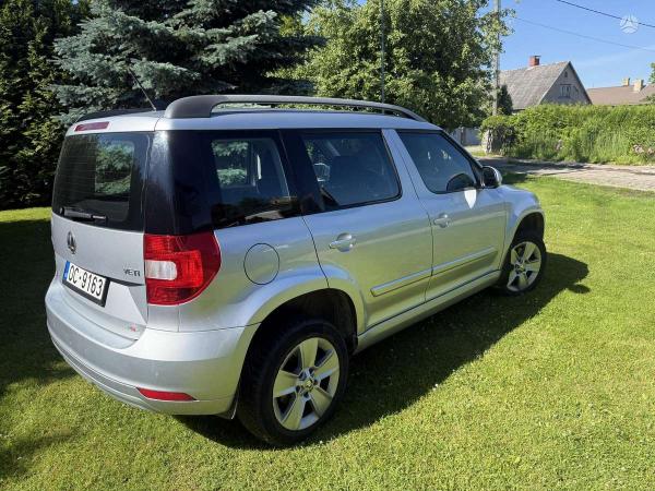 Grey Skoda Yeti 2014 in Riga, with an engine capacity of 0.00 L and mileage of 234 thousand km for 7250 €, photo 4 on AUTOMOTO.COM.LV