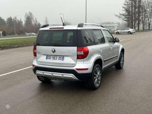 Grey Skoda Yeti 2015 in Panevezys, with an engine capacity of 2.00 L and mileage of 220 thousand km for 7590 €, photo 10 on AUTOMOTO.COM.LV