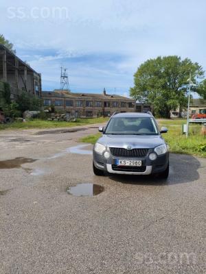Grey Skoda Yeti 2011 in Liepaja, with an engine capacity of 2.00 L and mileage of 366 thousand km for 2700 €, photo  on AUTOMOTO.COM.LV