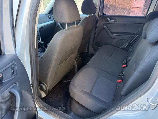 Grey Skoda Yeti 2013 in Tallinn, with an engine capacity of 1.40 L and mileage of 129 thousand km for 4500 €, photo 11 on AUTOMOTO.COM.LV