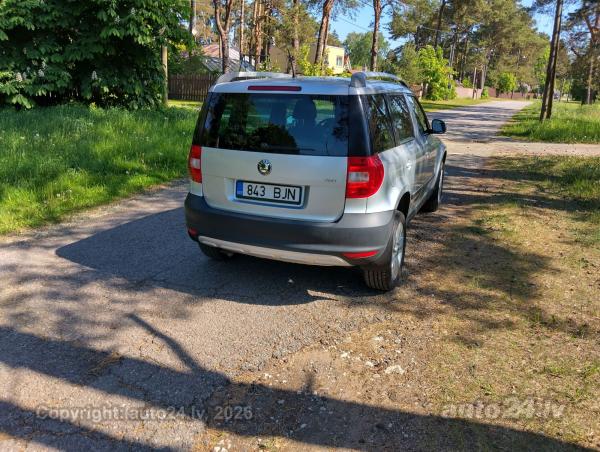 Grey Skoda Yeti 2013 in Tallinn, with an engine capacity of 1.20 L and mileage of 82 thousand km for 4990 €, photo 3 on AUTOMOTO.COM.LV