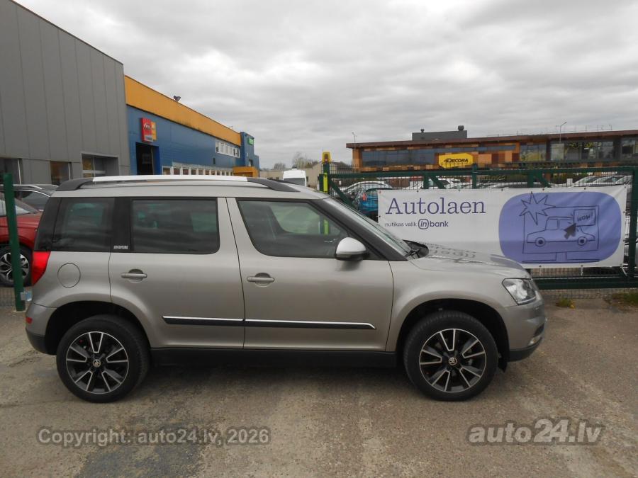 Grey Skoda Yeti 2015 in Viljandi, with an engine capacity of 2.00 L and mileage of 225 thousand km for 9590 €, photo 16 on AUTOMOTO.COM.LV
