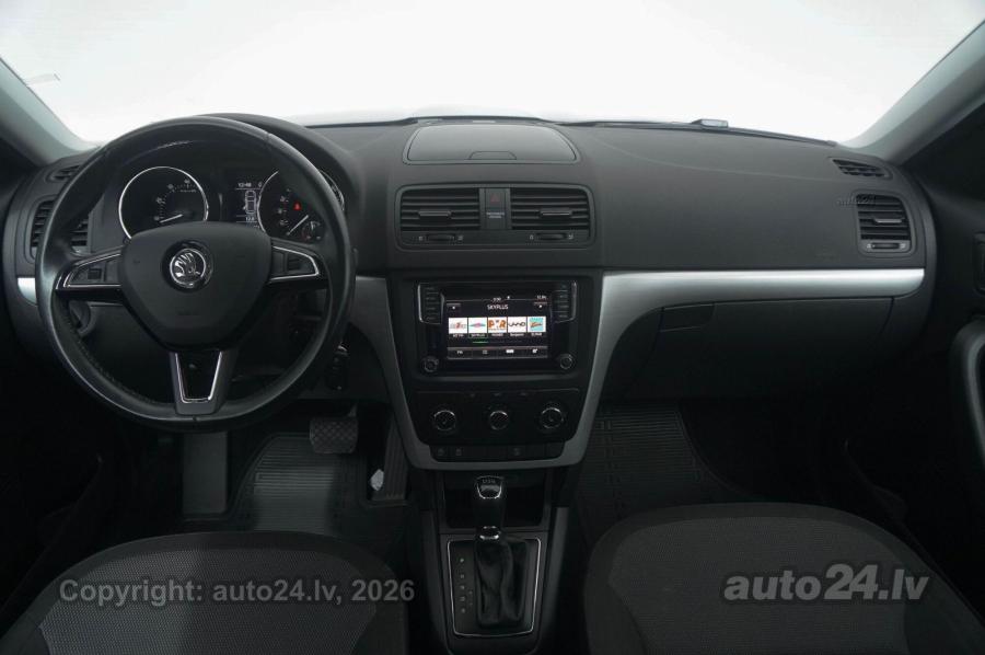 Pelēks Skoda Yeti 2016 Tallina, ar dzinēja tilpumu 1.20 L un nobraukumu 170 tūkst. km par 7990 €, foto 9 vietnē AUTOMOTO.COM.LV