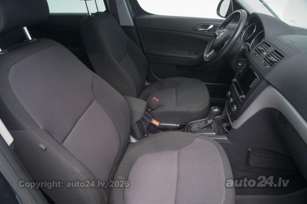 Grey Skoda Yeti 2016 in Tallinn, with an engine capacity of 1.20 L and mileage of 170 thousand km for 7990 €, photo 9 on AUTOMOTO.COM.LV