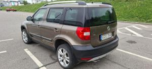 Skoda Yeti 2013 in Vilnius, with an engine capacity of 2.00 L and mileage of 245 thousand km for 3750 €, photo 4 on AUTOMOTO.COM.LV